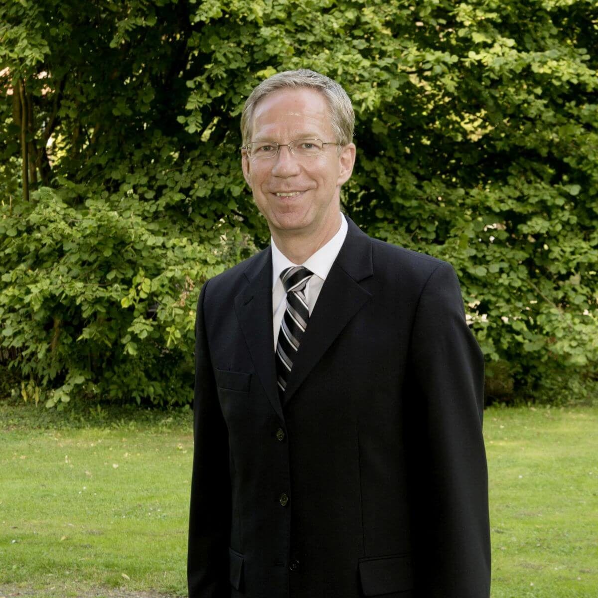 Unser Team | Oerding Bestattungen: Ihr Bestatter in Zeven